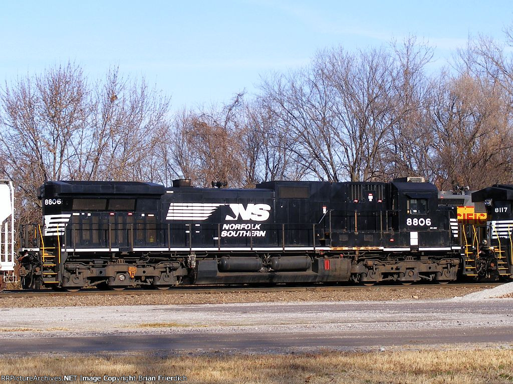 NS 8806